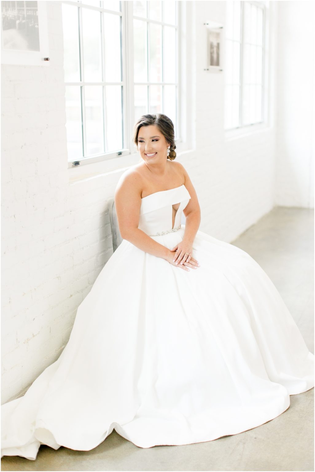 1800 Drayton Bridal Session | Alexis - jacquelineandlaura.com