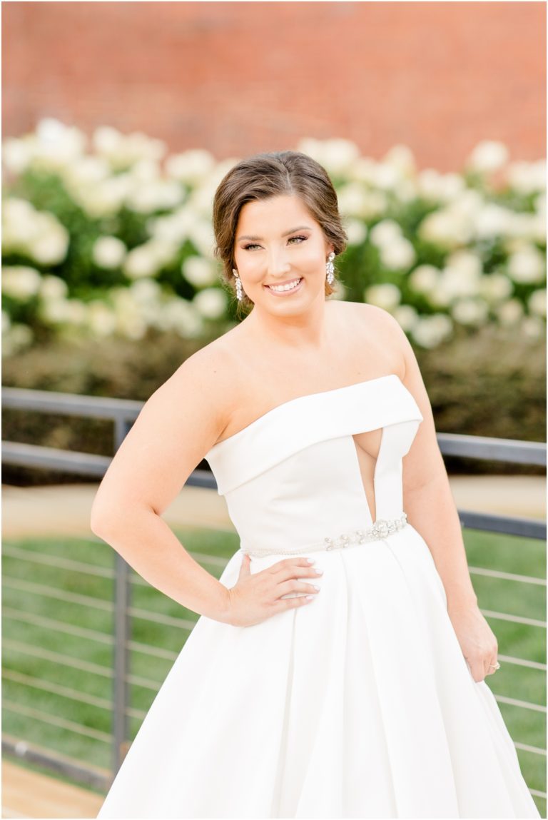 1800 Drayton Bridal Session | Alexis - jacquelineandlaura.com